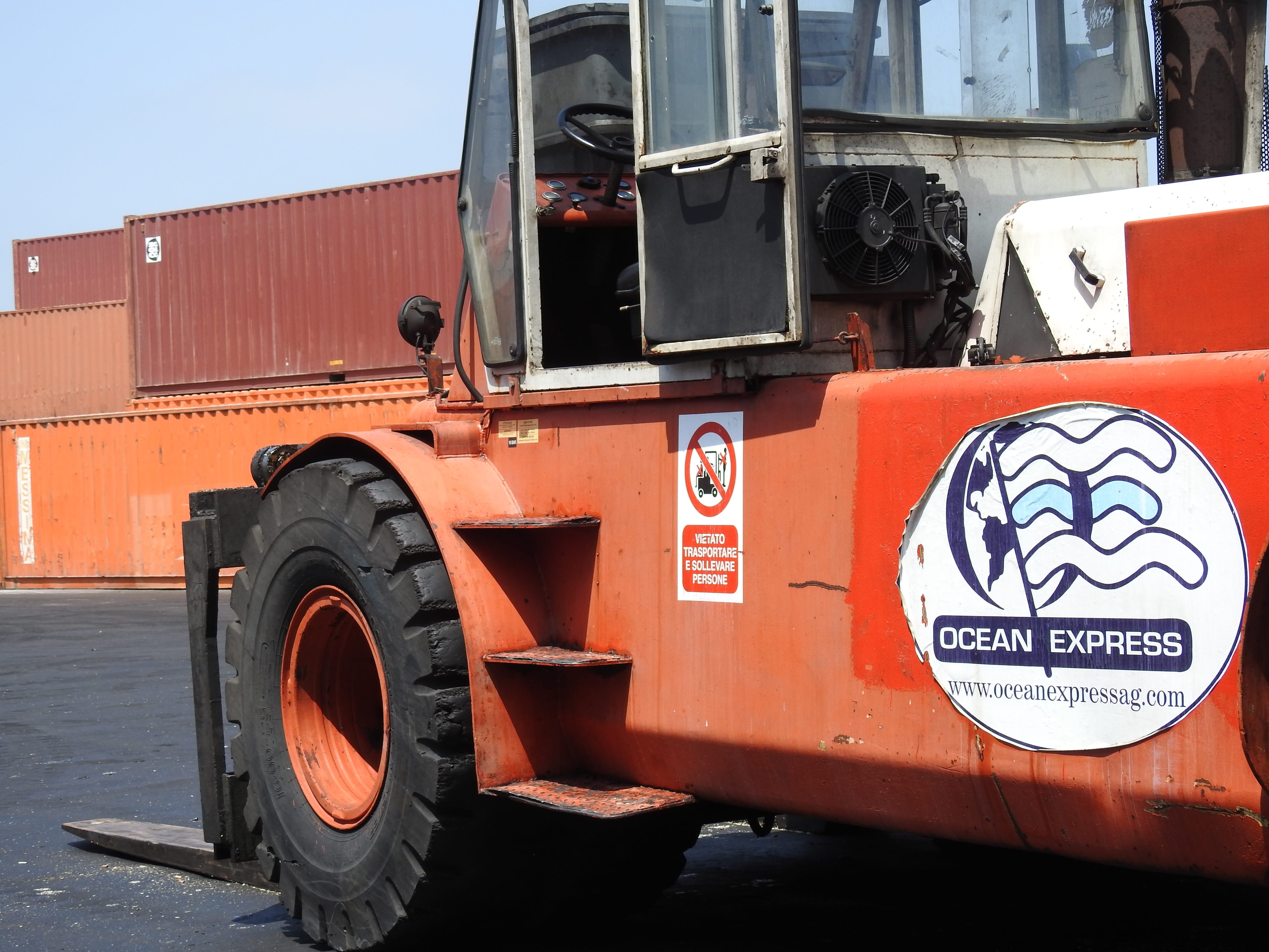 Ocean Express | Homepage - Shipping Agency